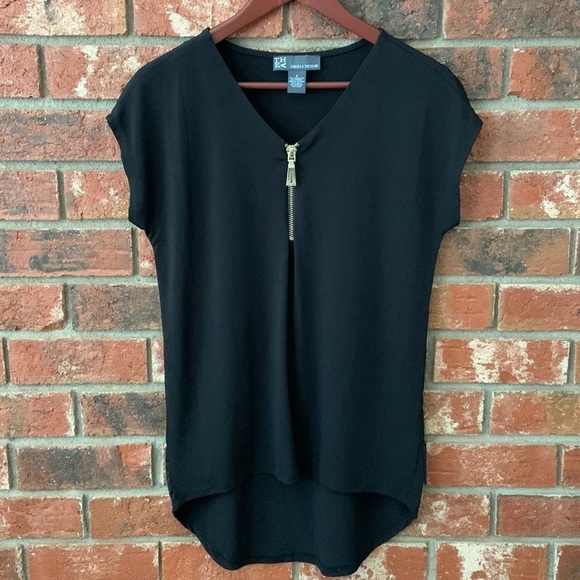 Chelsea & Theodore | Tops | Chelsea Theodore Black Gold Zip Top | Poshmark